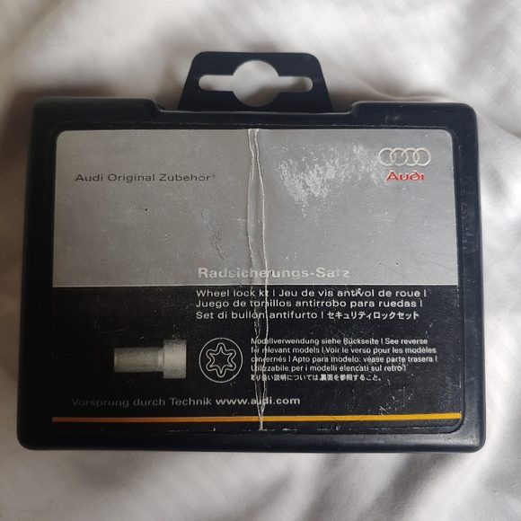 Audi | Other | Audi Original Zubehor Wheel Lock Kit H139 | Poshmark